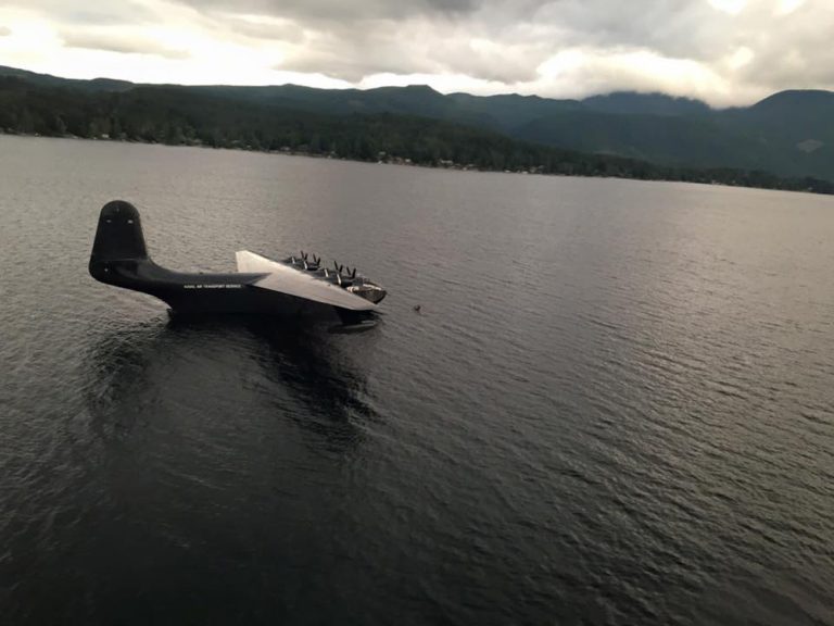 Martin Mars giant seaplanes back on the water - Seaplane International